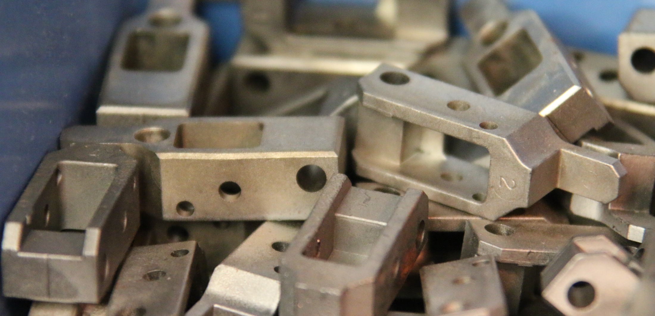 Metal Injection Molding Manufacturer | Polyalloys